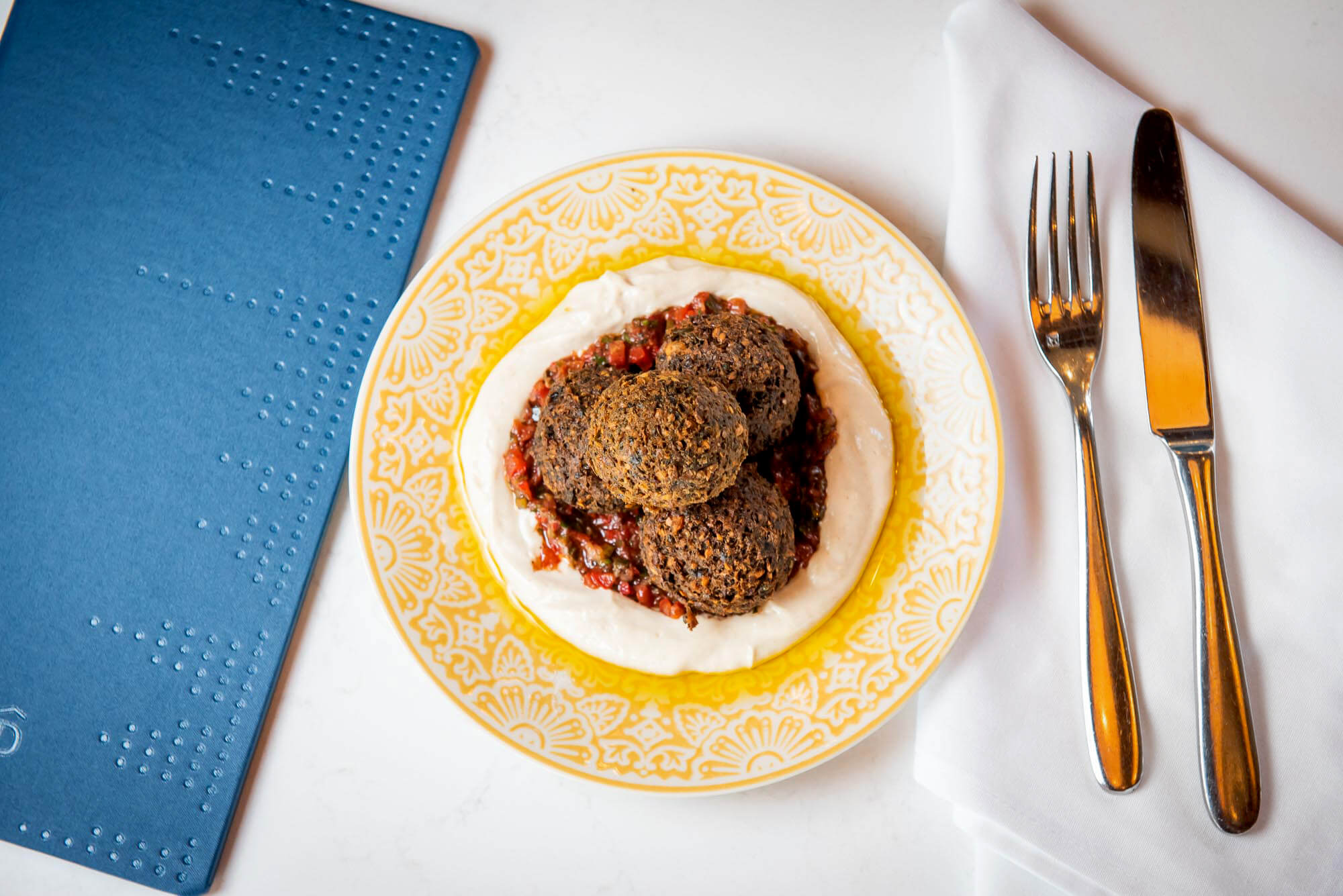 Contact Us — Hours, Address and Location | Daryâ